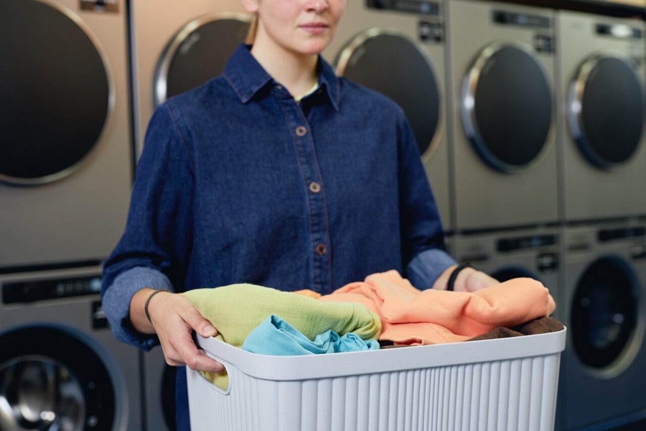 Wash and Fold vs. Traditional Laundry Services — What’s Included and ...
